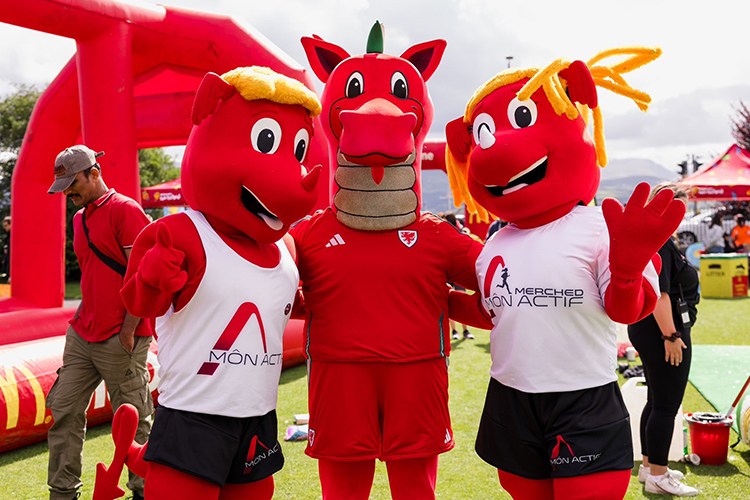 Thousands enjoy Môn Actif’s summer of fun and fitness activities